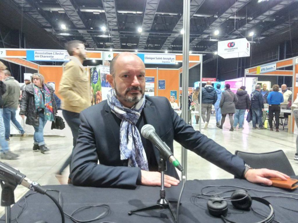 Yannick Laurent, directeur de l’institut Richemont, maire-adjoint de ...